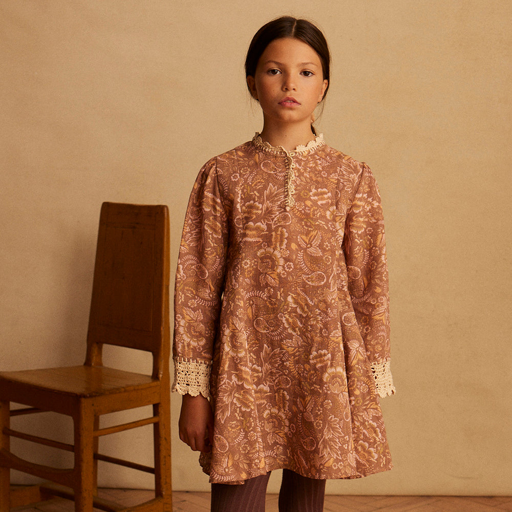 APOLINA – The Front Shop